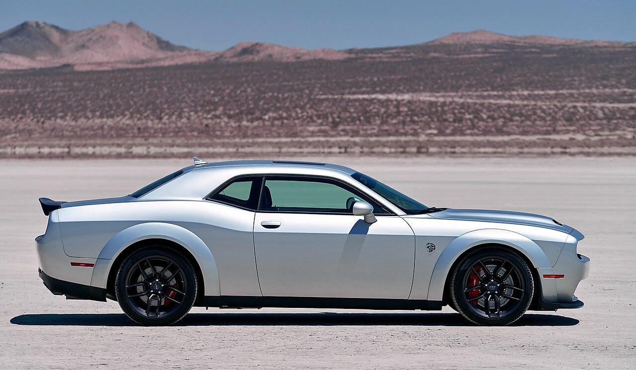 ¿808 caballos? Nuevo Dodge Challenger SRT Hellcat Redeye (327 km/h ...