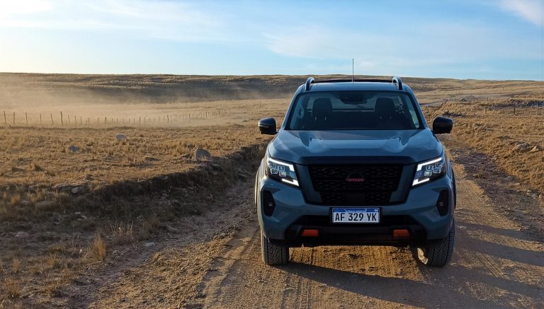 ¿La más linda? Probamos la Nissan Frontier PRO-4X | Automotiva