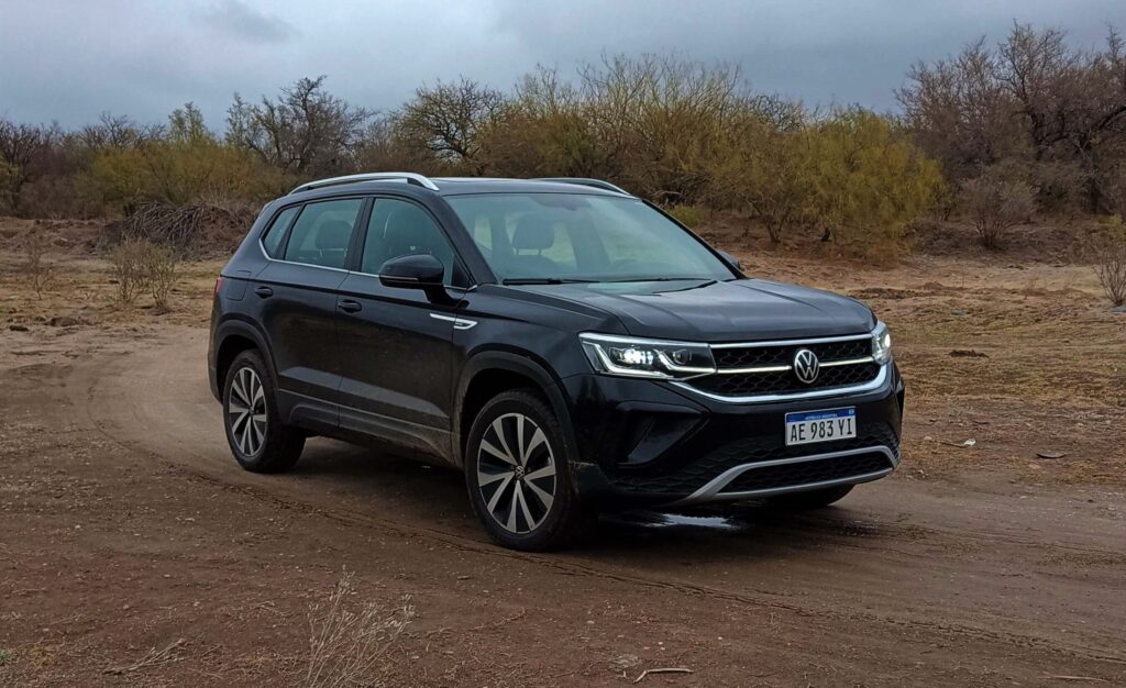 Prueba Volkswagen TAOS Highline AT | Automotiva
