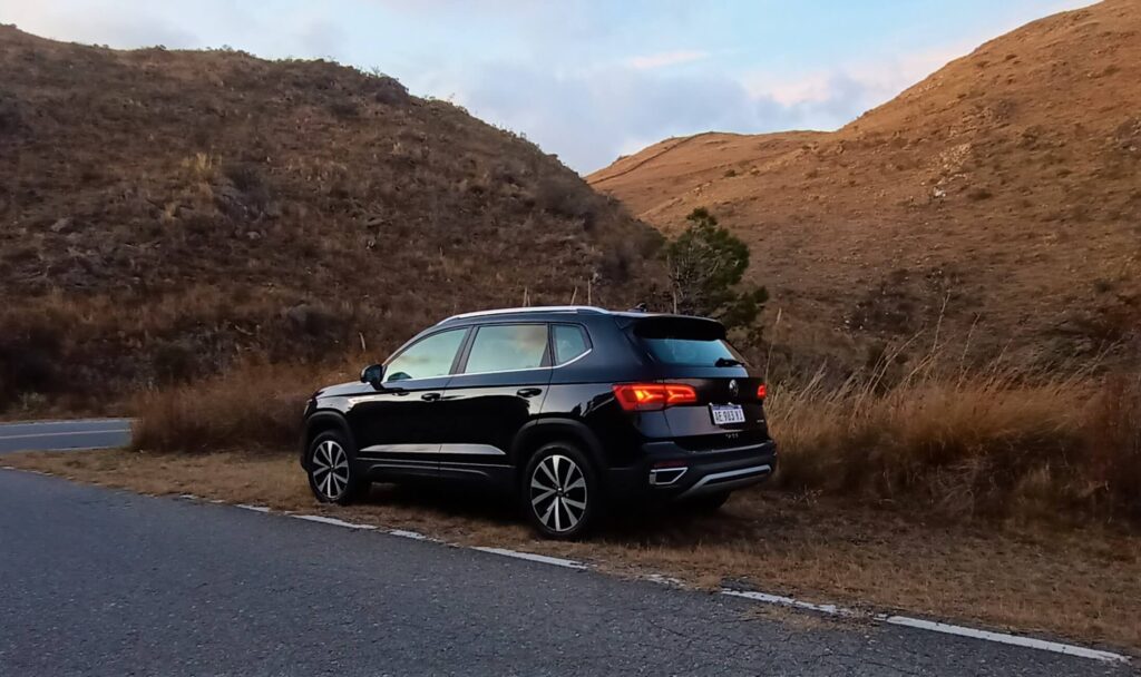 Prueba Volkswagen TAOS Highline AT | Automotiva