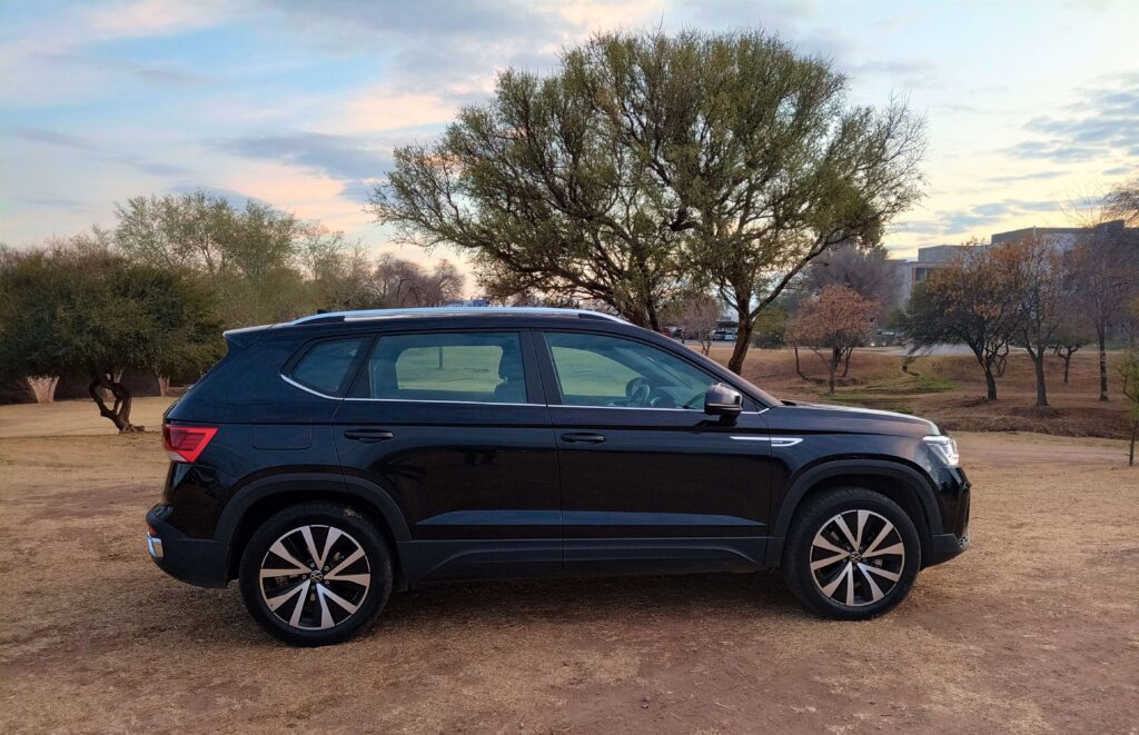 Prueba Volkswagen TAOS Highline AT | Automotiva